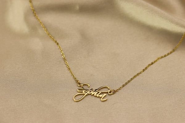 SIGNATURE NAMEPLATE | Clarissa Lee